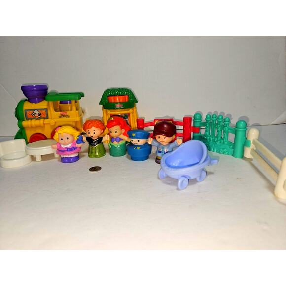 Fisher-Price | Toys | 3 Piece Vintage Fisher Price Little People Play ...